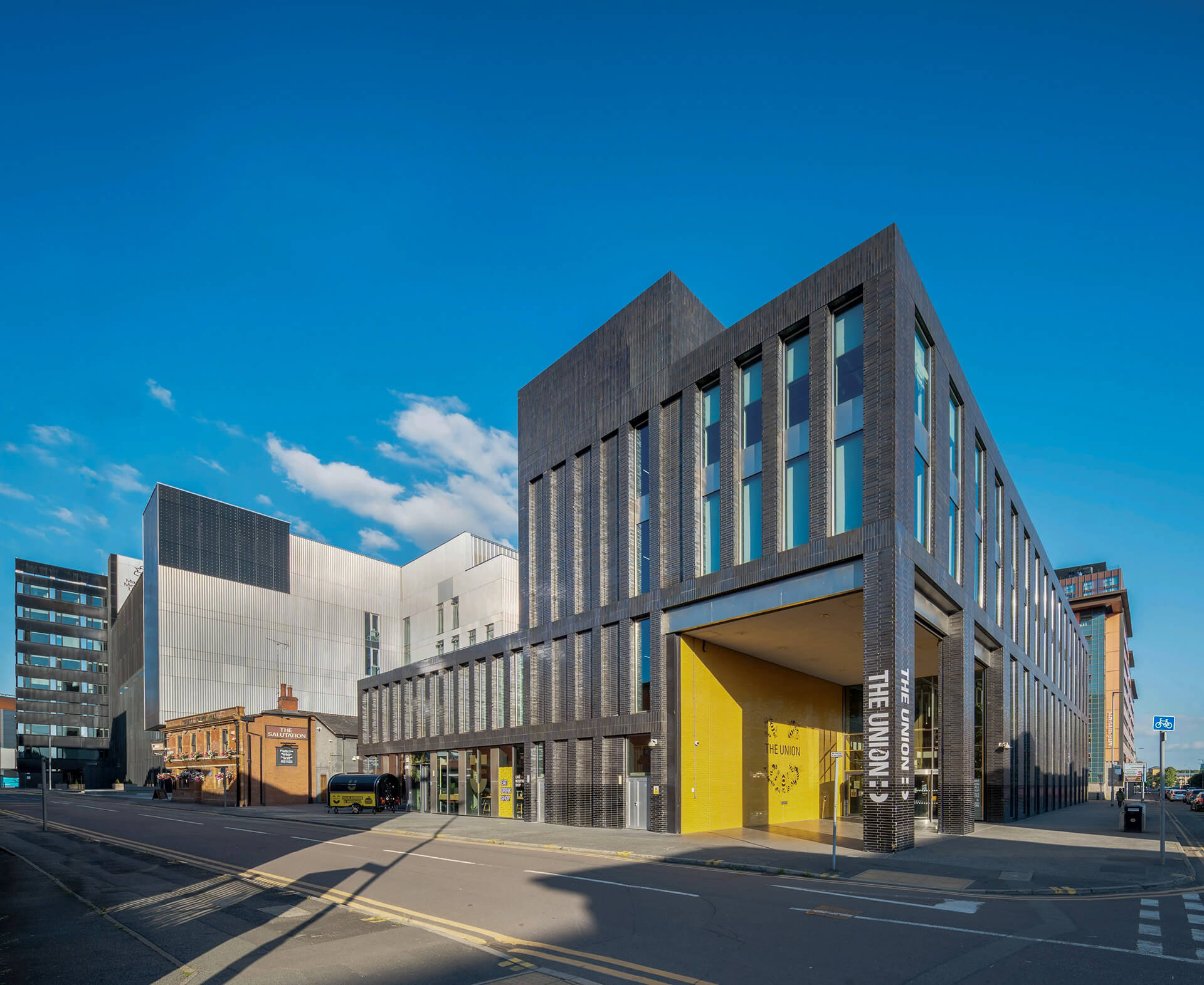 BEng (Hons) Electronic Engineering and AI · Manchester Metropolitan ...